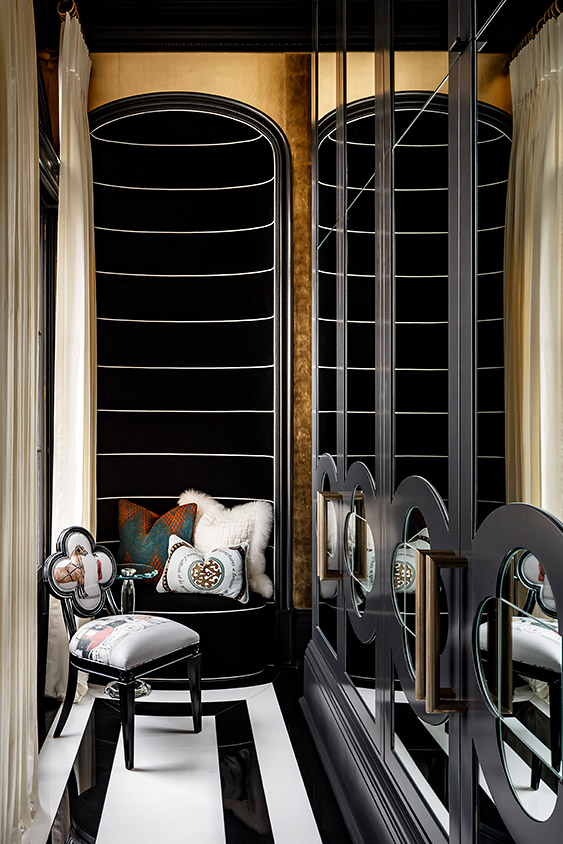 Blackness Beckons - Intense black interiors | Lori Morris Design